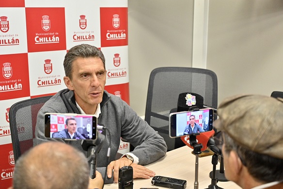 Proyecto municipal de mejoramiento del Patio Isabel Riquelme da su ...